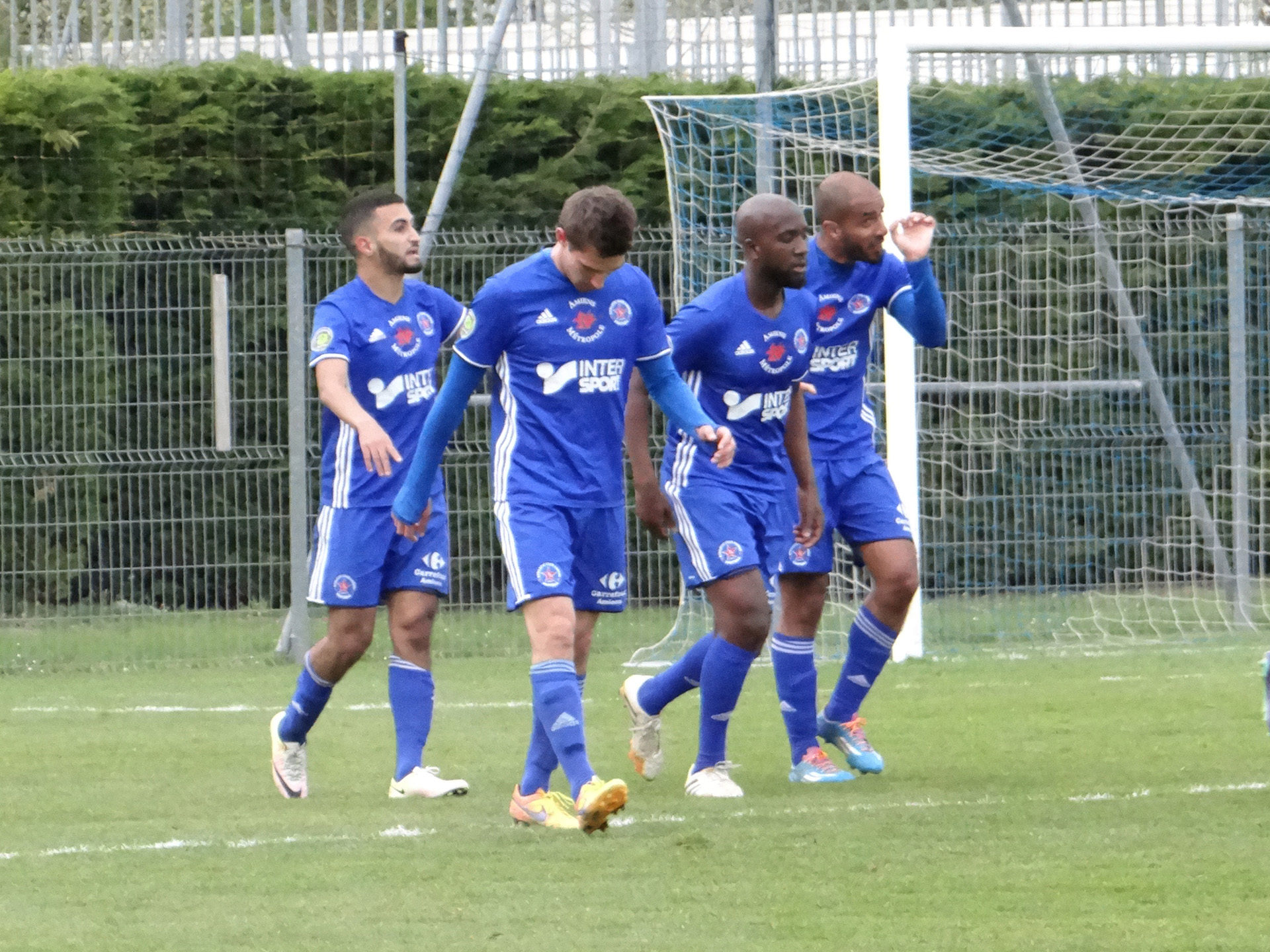 FOOTBALL : L’AC Amiens se donne de l’air - GazetteSports