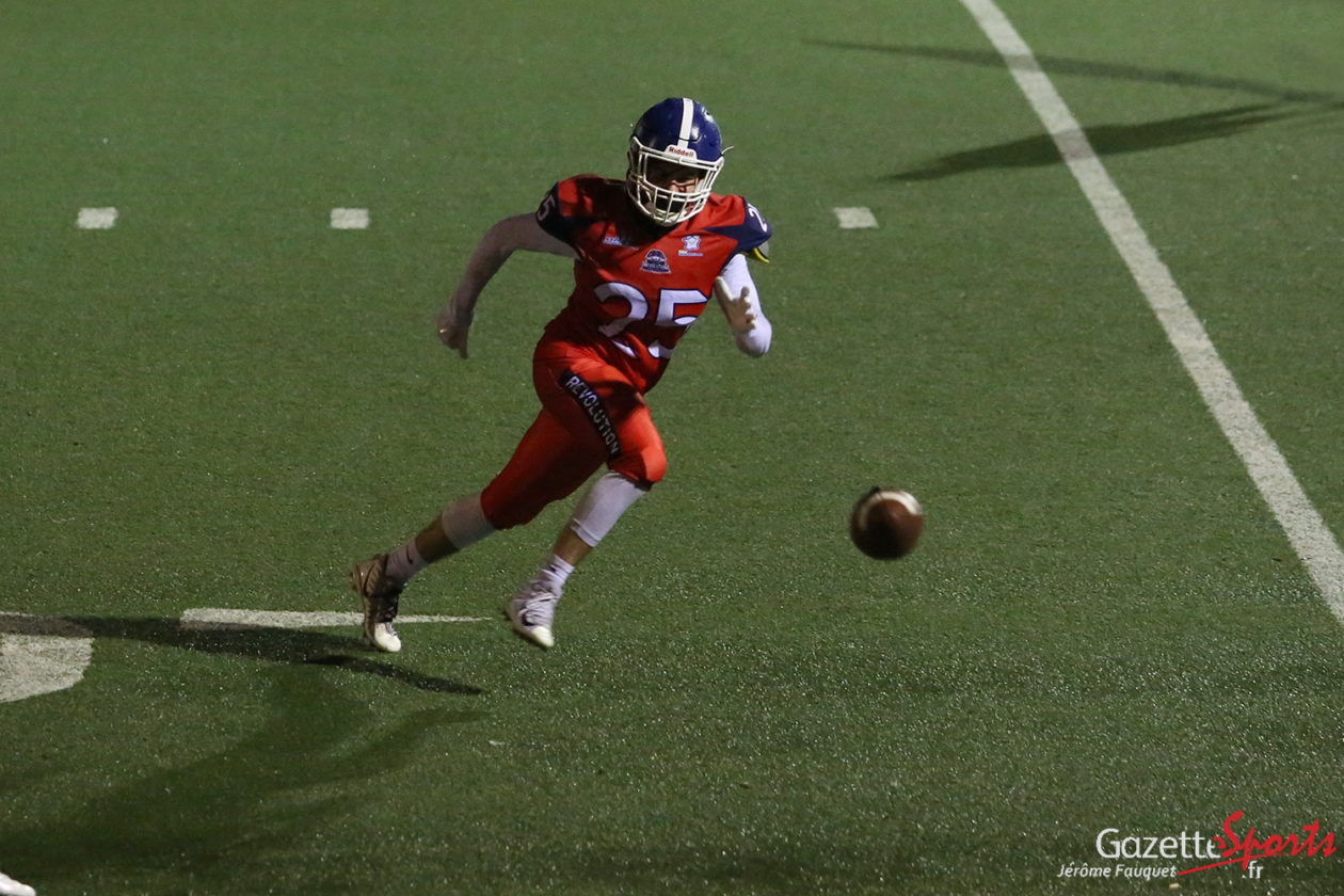 FOOTBALL AMERICAIN : Révolution allume les Flash ! - GazetteSports