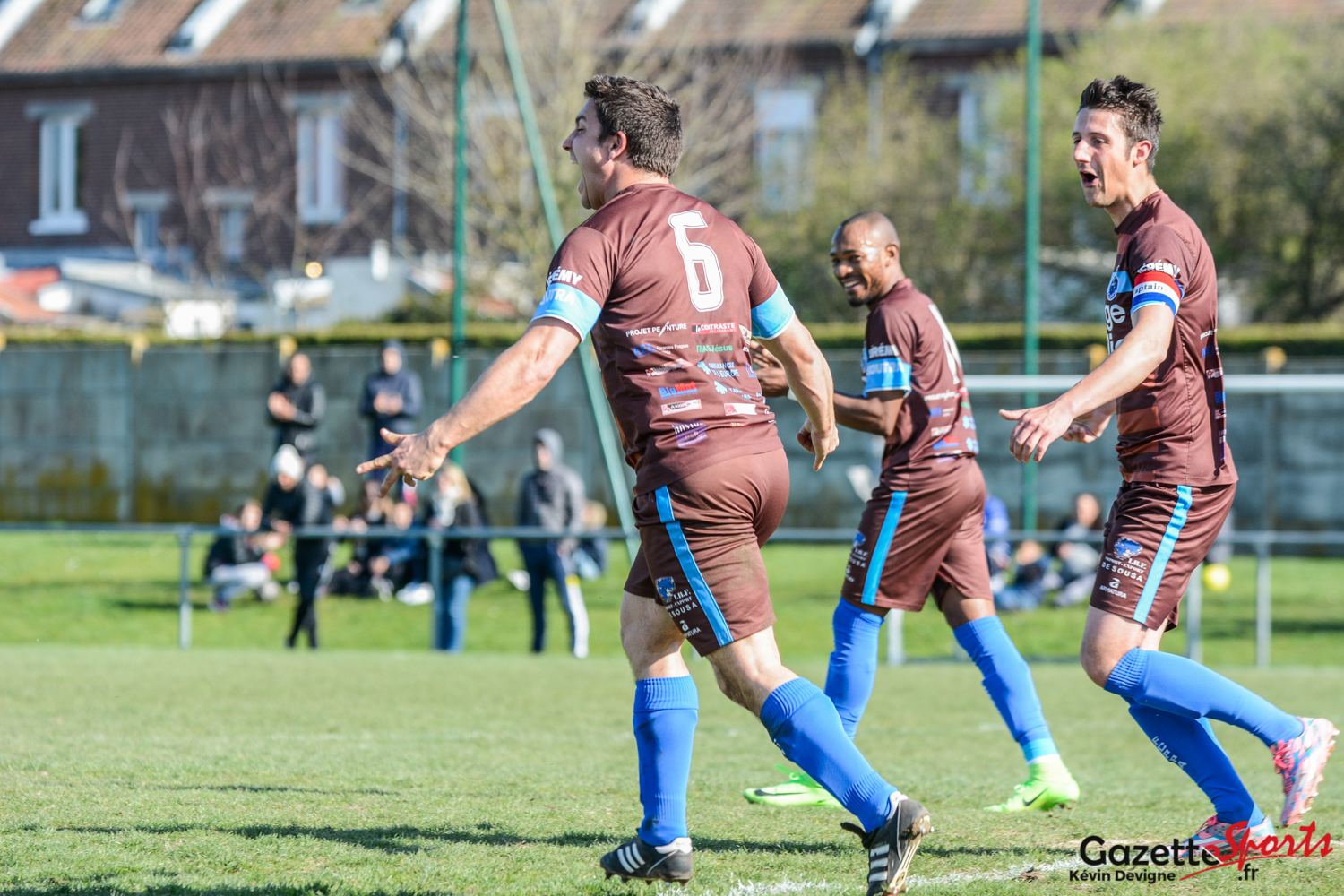 FOOTBALL : La première à domicile pour les Portugais ? - GazetteSports