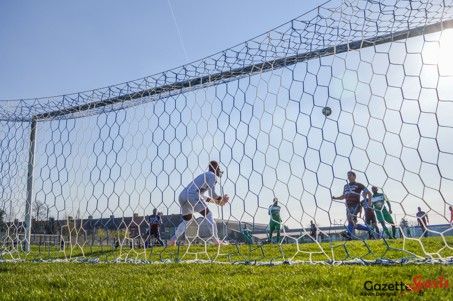 FOOTBALL : Les Portugais ouvrent leur compteur de victoires - GazetteSports