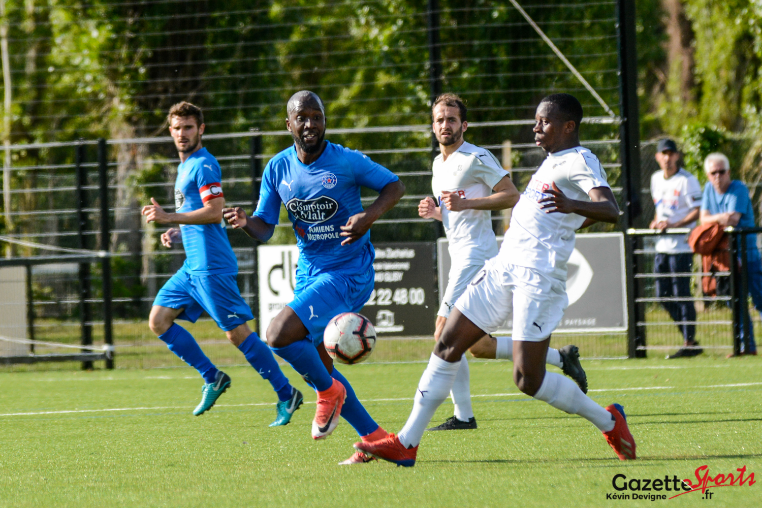 FOOTBALL : L'Amiens AC et l'ASC (B) connaissent leur calendrier ...