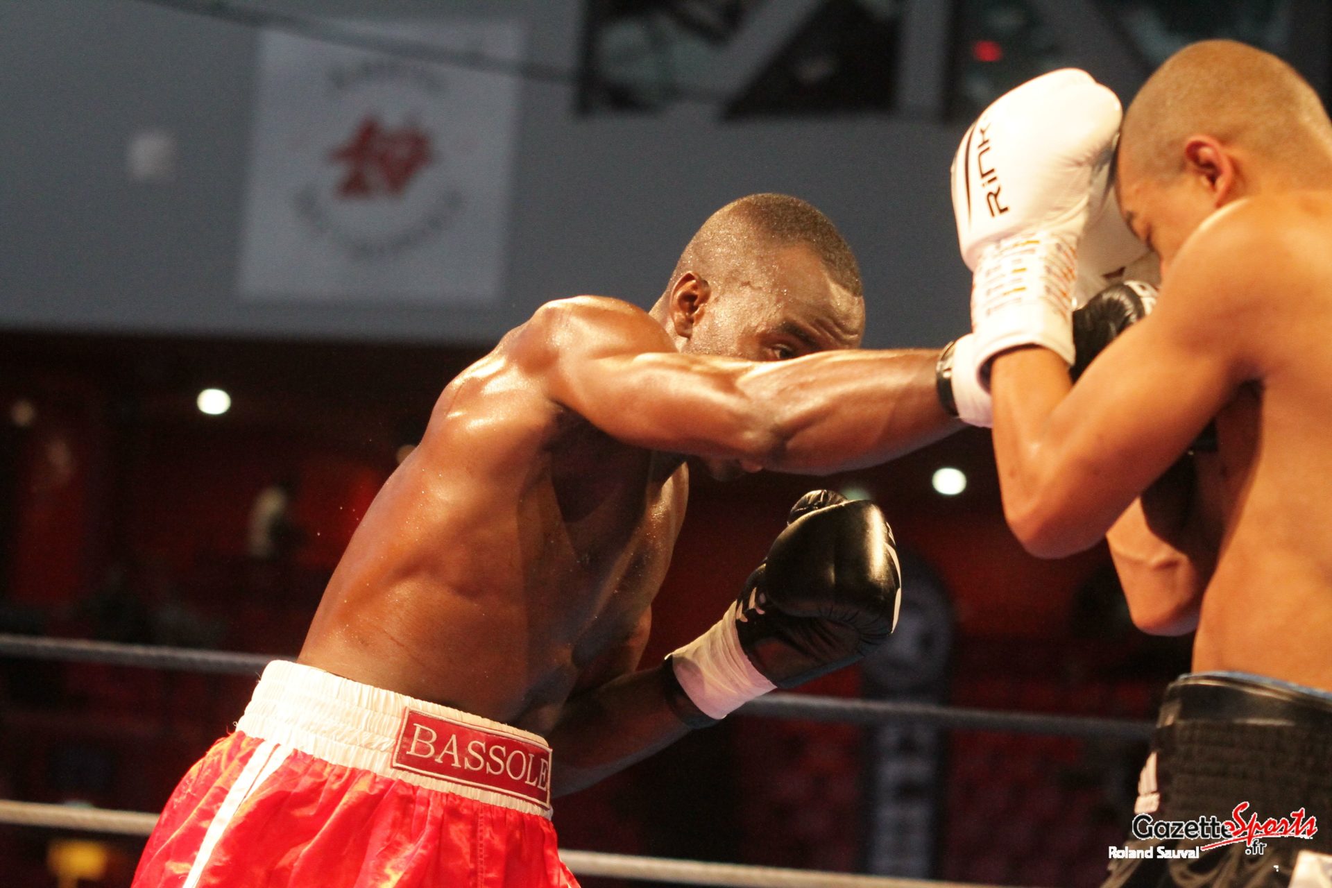 BOXE ANGLAISE : Retour en photos sur le Gala de boxe du week-end ...