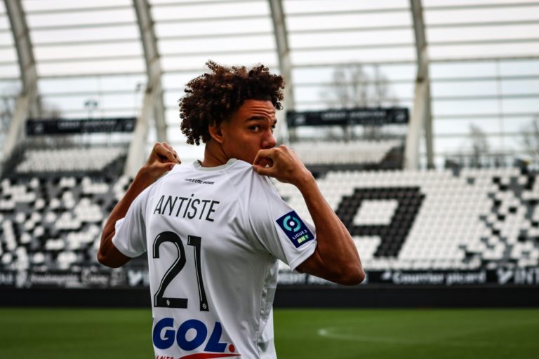 AMIENS SC : Janis Antiste arrive en prêt - GazetteSports