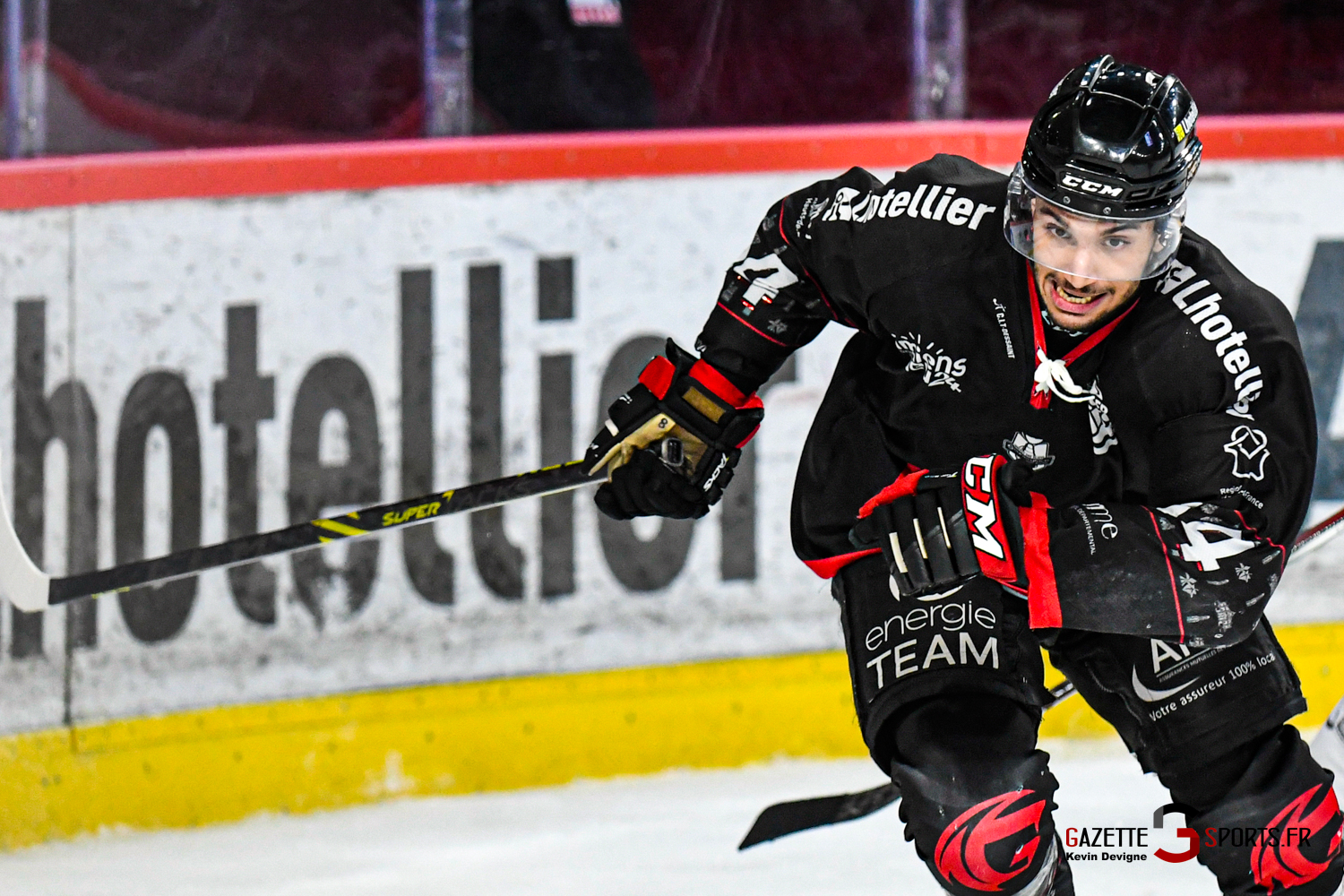 PHOTOS : Retrouvez les images de la rencontre entre les Gothique d ...