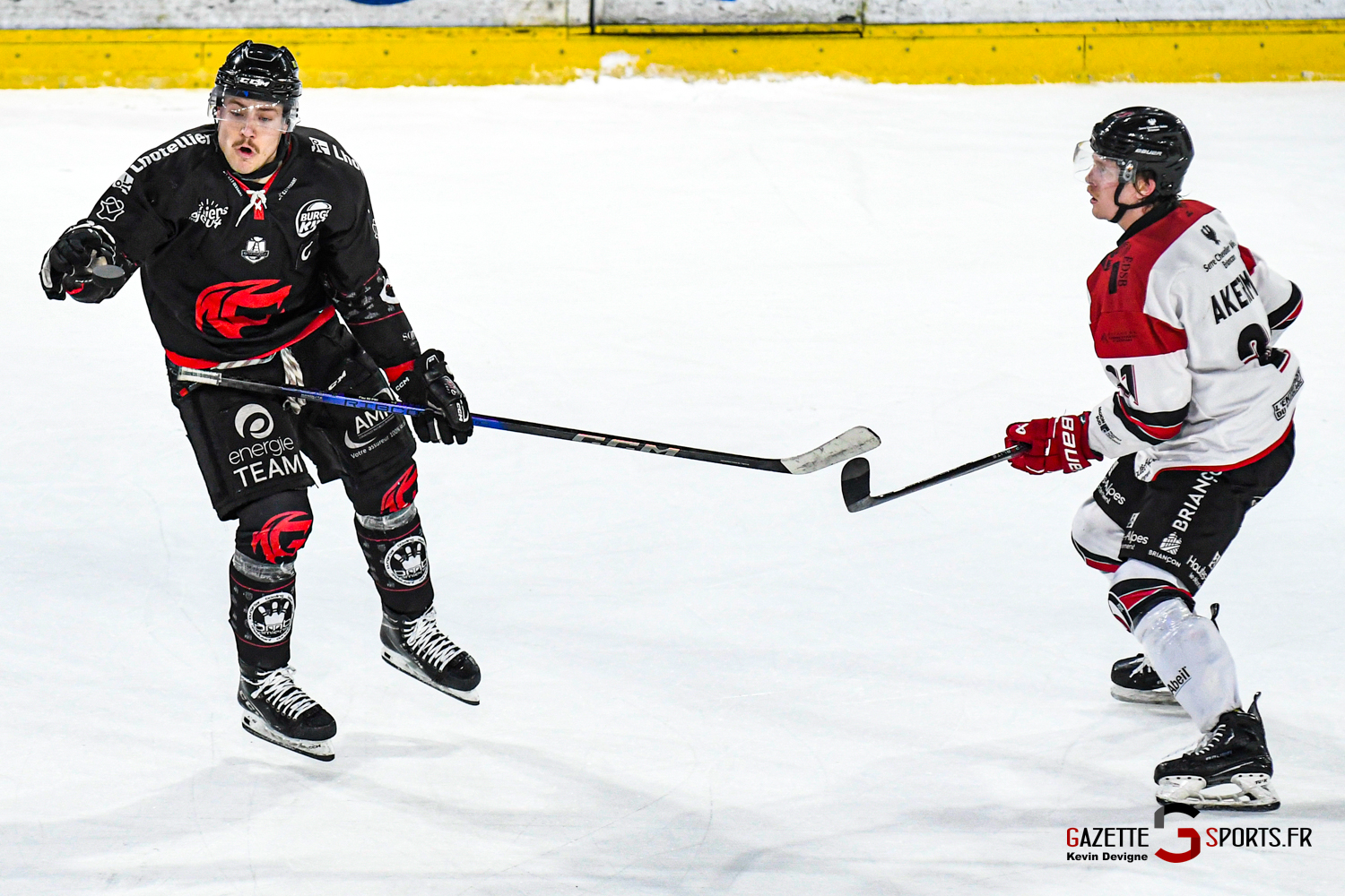 PHOTOS : Retrouvez les images de la rencontre entre les Gothique d ...