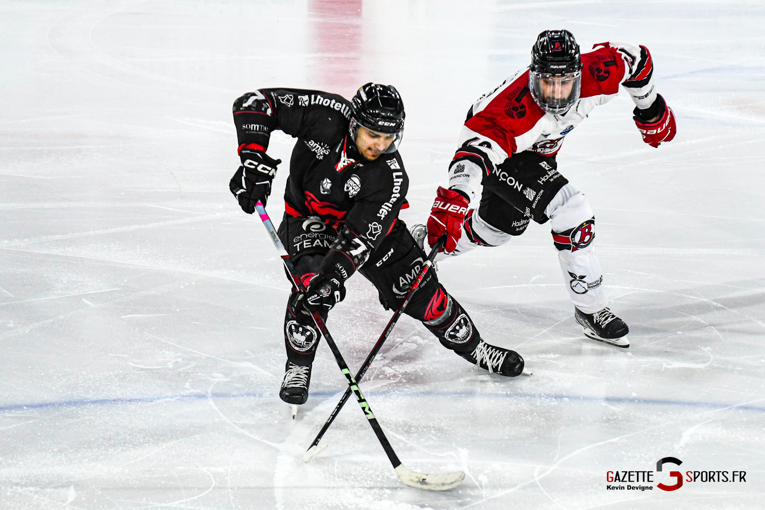 PHOTOS : Retrouvez les images de la rencontre entre les Gothique d ...