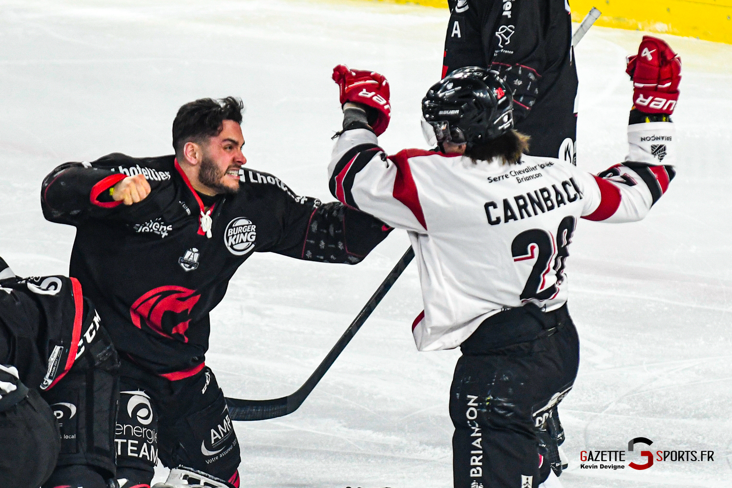 PHOTOS : Retrouvez les images de la rencontre entre les Gothique d ...