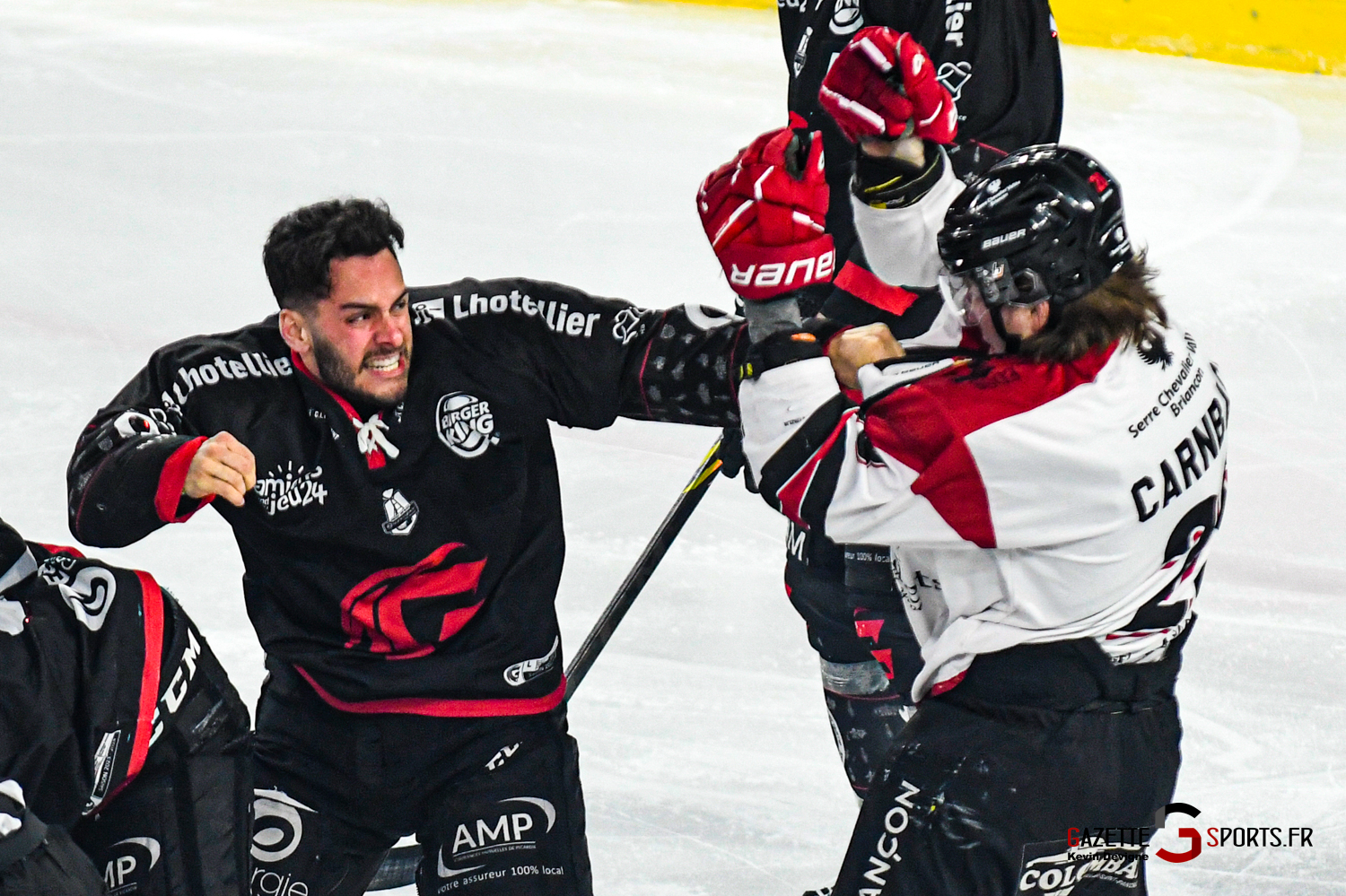 PHOTOS : Retrouvez les images de la rencontre entre les Gothique d ...